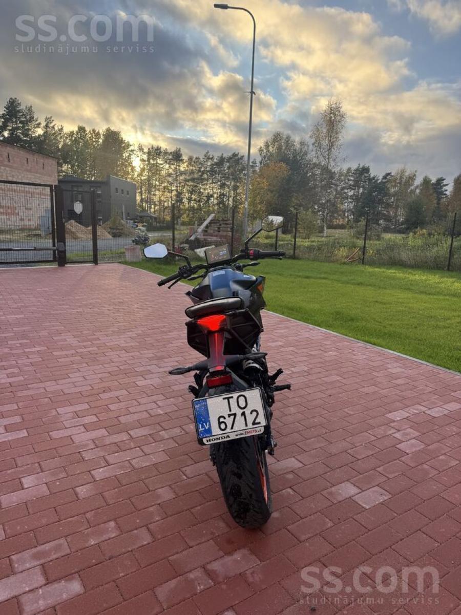 KTM Duke 2024 Rīga, ar dzinēja tilpumu 0.13 L un nobraukumu 0 tūkst. km par 4000 €, foto 4 vietnē AUTOMOTO.COM.LV