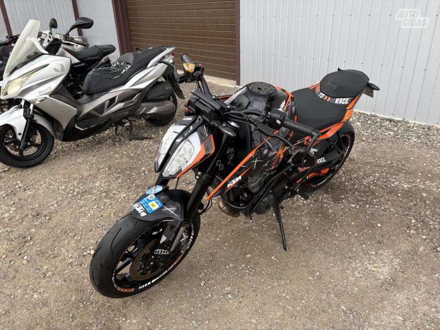 KTM Duke 2025 in Kelme, with an engine capacity of 0.79 L and mileage of 13 thousand km for 3830 €, photo 7 on AUTOMOTO.COM.LV