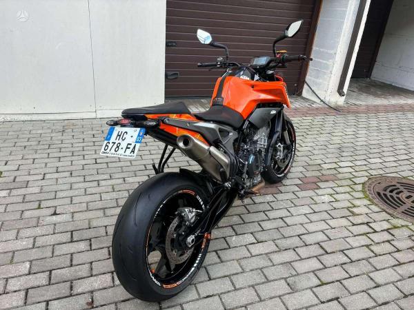 KTM Duke 2025 in Klaipeda, with an engine capacity of 0.80 L and mileage of 13 thousand km for 5500 €, photo 7 on AUTOMOTO.COM.LV