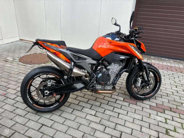 KTM Duke 2025 in Klaipeda, with an engine capacity of 0.80 L and mileage of 13 thousand km for 5500 €, photo 8 on AUTOMOTO.COM.LV