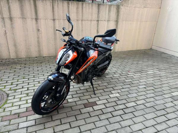KTM Duke 2025 in Klaipeda, with an engine capacity of 0.80 L and mileage of 13 thousand km for 5500 €, photo 9 on AUTOMOTO.COM.LV