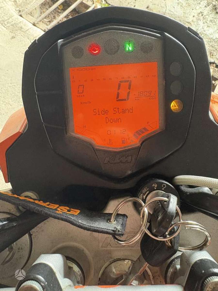 Oranžs KTM Duke 2011 Kauņa, ar dzinēja tilpumu 0.13 L un nobraukumu 18 tūkst. km par 1550 €, foto 11 vietnē AUTOMOTO.COM.LV