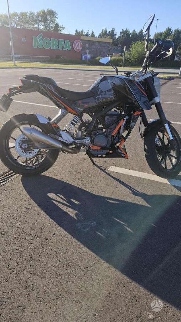 Oranžs KTM Duke 2011 Gargždai, ar dzinēja tilpumu 0.13 L un nobraukumu 32 tūkst. km par 1800 €, foto 2 vietnē AUTOMOTO.COM.LV