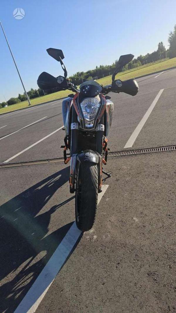 Oranžs KTM Duke 2011 Gargždai, ar dzinēja tilpumu 0.13 L un nobraukumu 32 tūkst. km par 1800 €, foto 4 vietnē AUTOMOTO.COM.LV