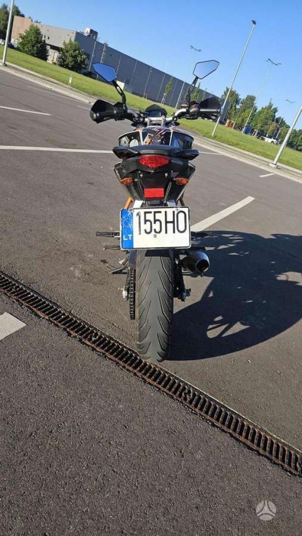 Oranžs KTM Duke 2011 Gargždai, ar dzinēja tilpumu 0.13 L un nobraukumu 32 tūkst. km par 1800 €, foto 5 vietnē AUTOMOTO.COM.LV