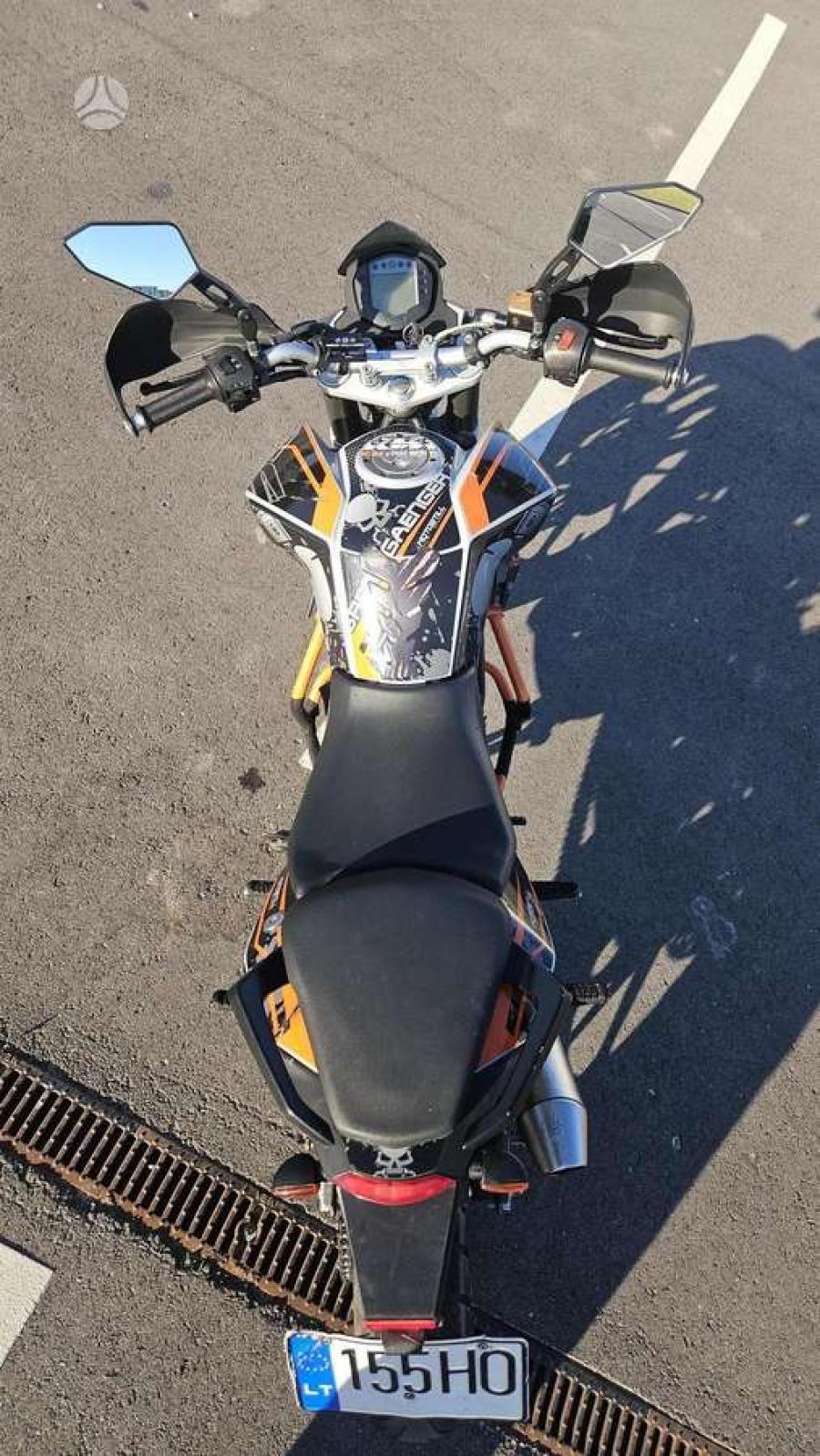 Oranžs KTM Duke 2011 Gargždai, ar dzinēja tilpumu 0.13 L un nobraukumu 32 tūkst. km par 1800 €, foto 7 vietnē AUTOMOTO.COM.LV