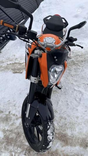 Oranžs KTM Duke 2012 Šauļi, ar dzinēja tilpumu 0.13 L un nobraukumu 18 tūkst. km par 2099 €, foto 3 vietnē AUTOMOTO.COM.LV