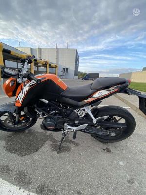 Oranžs KTM Duke 2013 Panevēža, ar dzinēja tilpumu 0.13 L un nobraukumu 40 tūkst. km par 1300 €, foto 3 vietnē AUTOMOTO.COM.LV