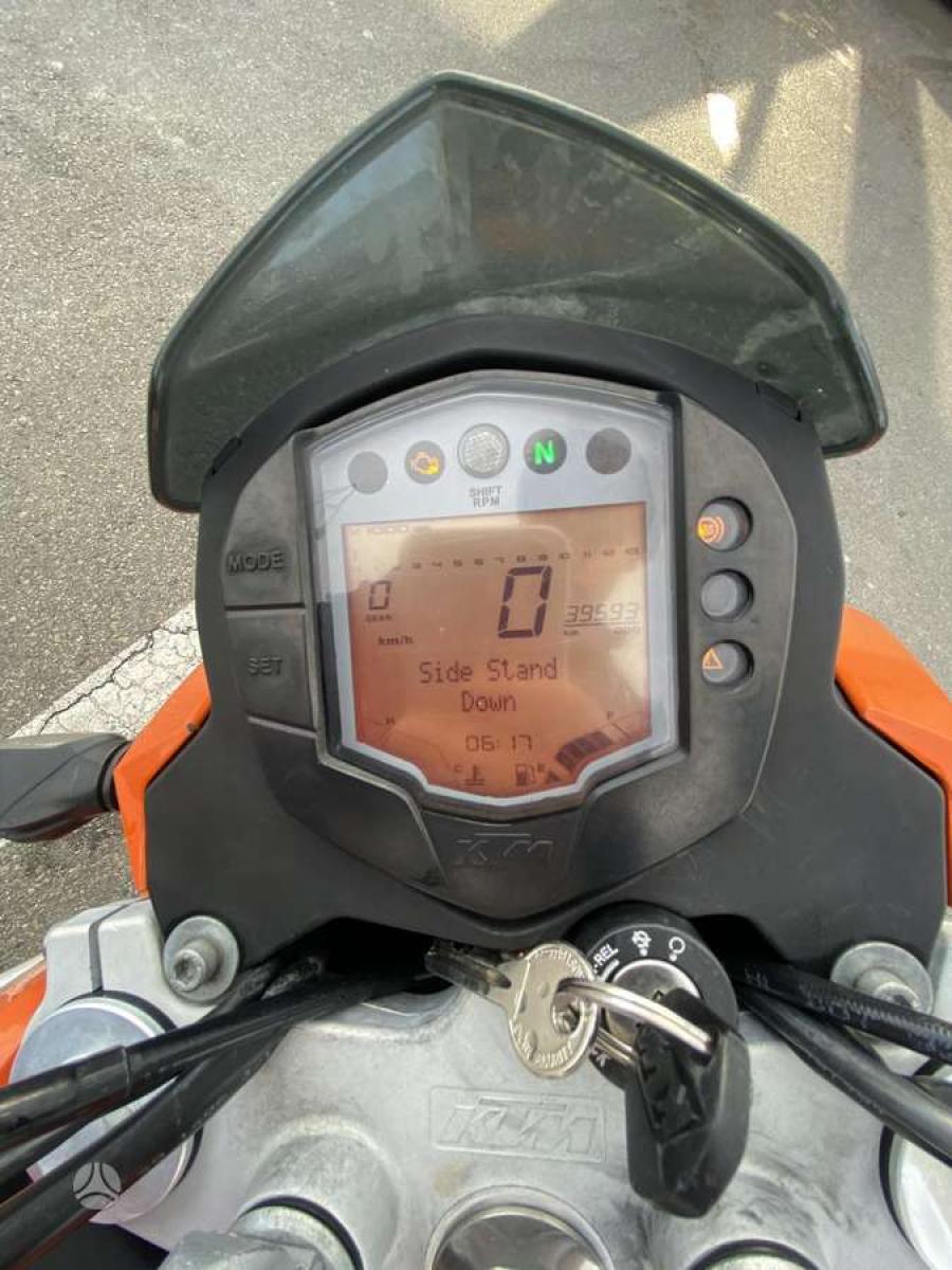 Oranžs KTM Duke 2013 Panevēža, ar dzinēja tilpumu 0.13 L un nobraukumu 40 tūkst. km par 1300 €, foto 4 vietnē AUTOMOTO.COM.LV