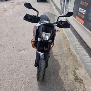 Orange KTM Duke 2014 in Panevezys, with an engine capacity of 0.69 L and mileage of 36 thousand km for 3600 €, photo 6 on AUTOMOTO.COM.LV