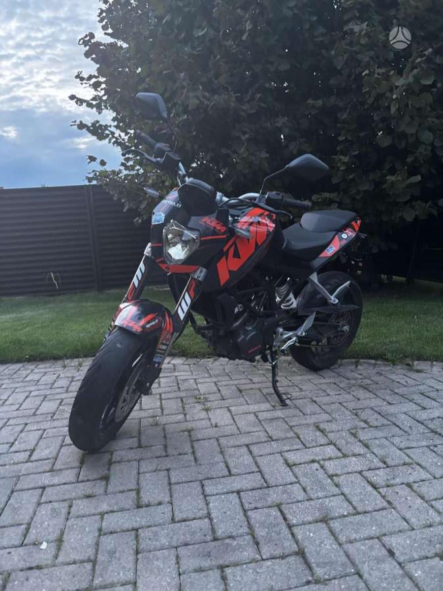 Oranžs KTM Duke 2014 Panevēža, ar dzinēja tilpumu 0.13 L un nobraukumu 51 tūkst. km par 1800 €, foto 1 vietnē AUTOMOTO.COM.LV