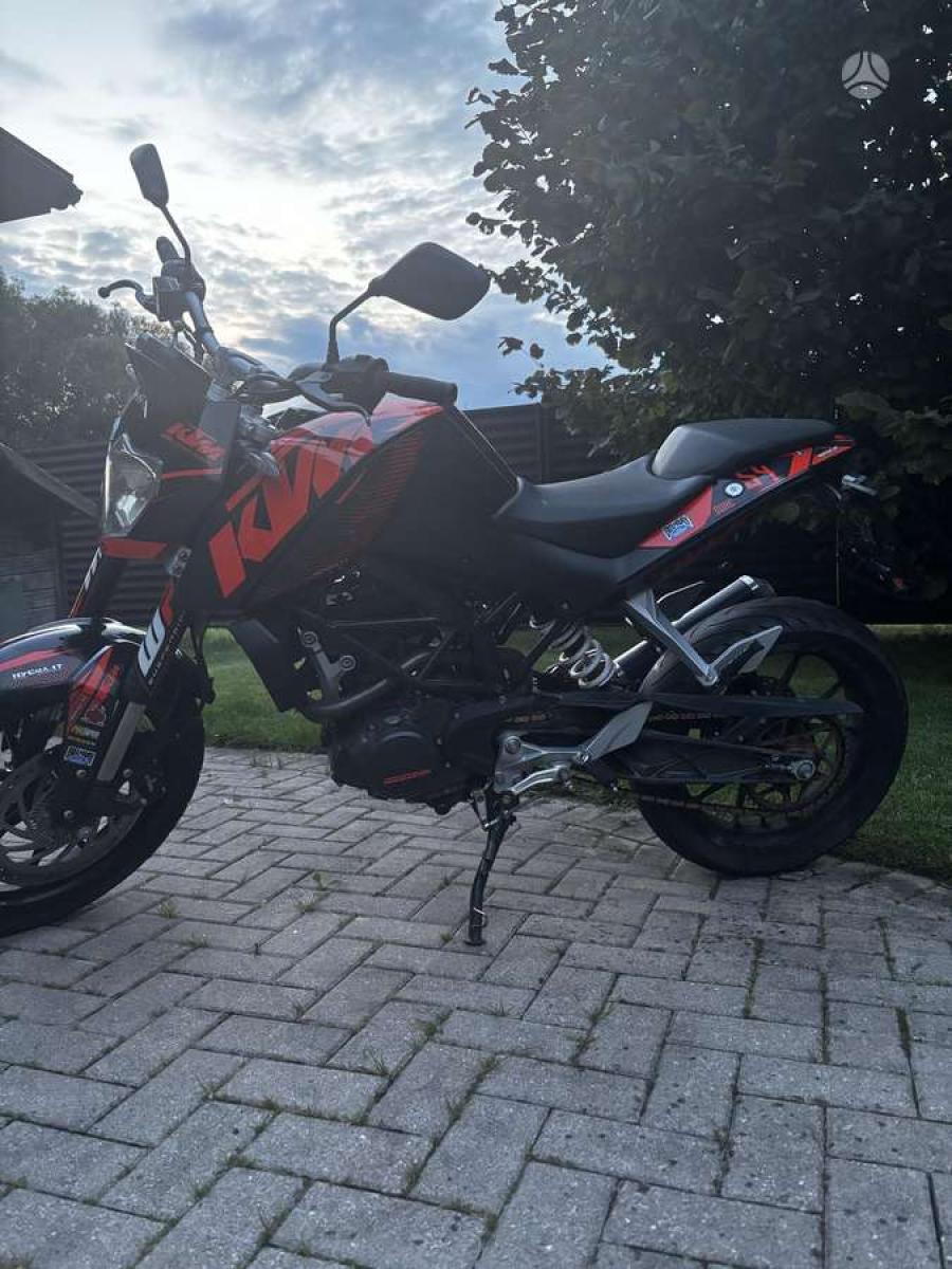 Oranžs KTM Duke 2014 Panevēža, ar dzinēja tilpumu 0.13 L un nobraukumu 51 tūkst. km par 1800 €, foto 3 vietnē AUTOMOTO.COM.LV