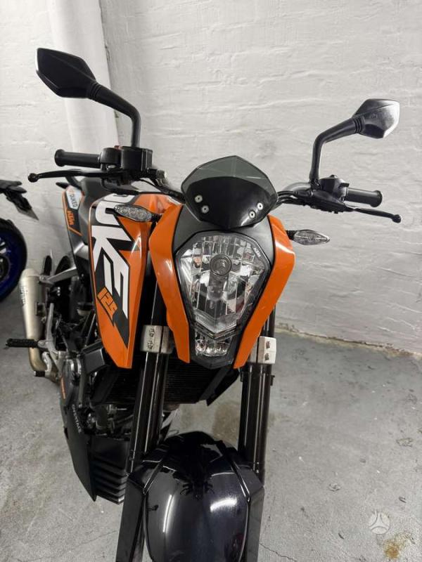 Oranžs KTM Duke 2015 Marijampole, ar dzinēja tilpumu 0.13 L un nobraukumu 25 tūkst. km par 1635 €, foto 5 vietnē AUTOMOTO.COM.LV