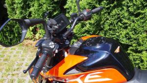 Oranžs KTM Duke 2017 Viļņa, ar dzinēja tilpumu 0.39 L un nobraukumu 26 tūkst. km par 2800 €, foto 3 vietnē AUTOMOTO.COM.LV
