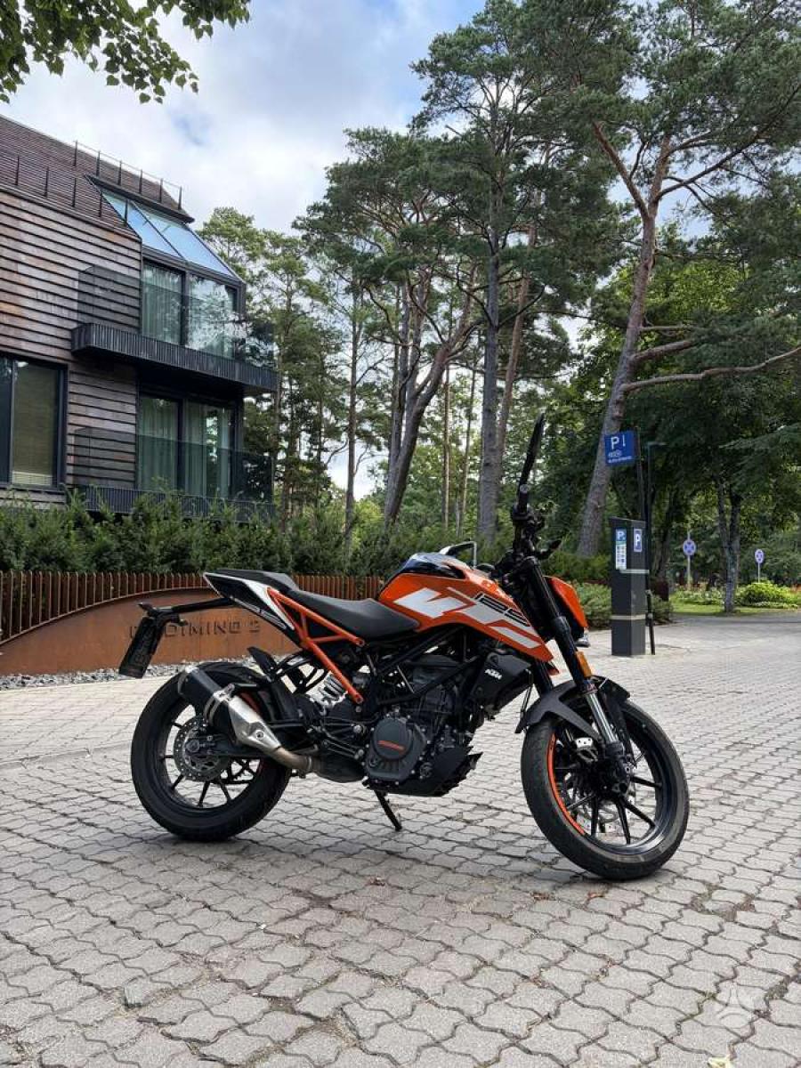 Oranžs KTM Duke 2018 Kretinga, ar dzinēja tilpumu 0.13 L un nobraukumu 26 tūkst. km par 2300 €, foto 7 vietnē AUTOMOTO.COM.LV