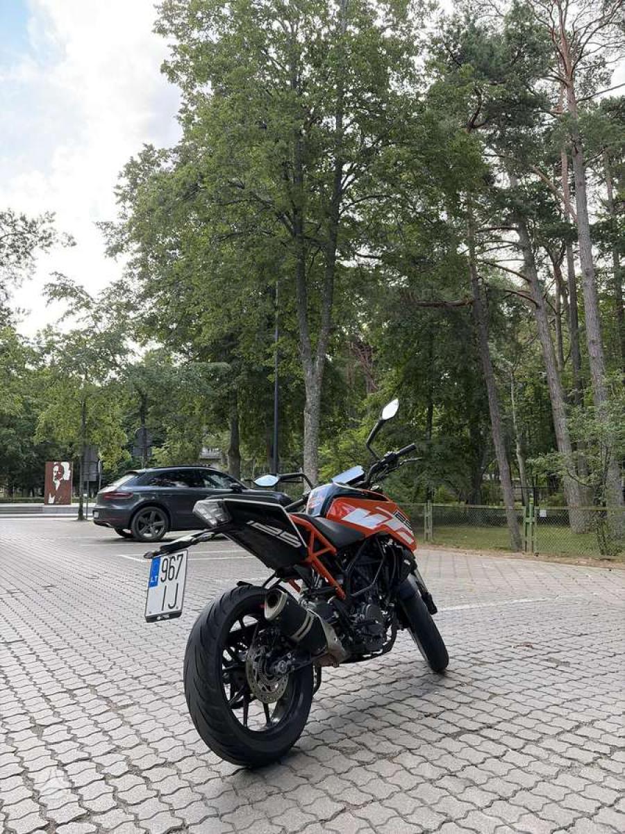 Oranžs KTM Duke 2018 Kretinga, ar dzinēja tilpumu 0.13 L un nobraukumu 26 tūkst. km par 2300 €, foto 10 vietnē AUTOMOTO.COM.LV