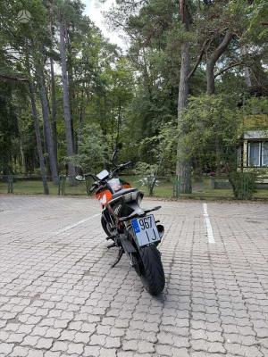Oranžs KTM Duke 2018 Kretinga, ar dzinēja tilpumu 0.13 L un nobraukumu 26 tūkst. km par 2300 €, foto 11 vietnē AUTOMOTO.COM.LV