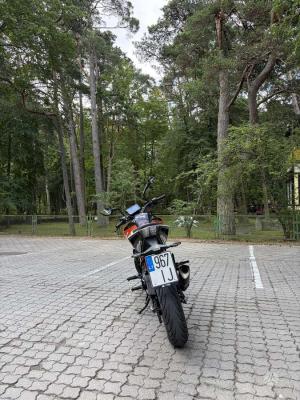 Oranžs KTM Duke 2018 Kretinga, ar dzinēja tilpumu 0.13 L un nobraukumu 26 tūkst. km par 2300 €, foto 12 vietnē AUTOMOTO.COM.LV