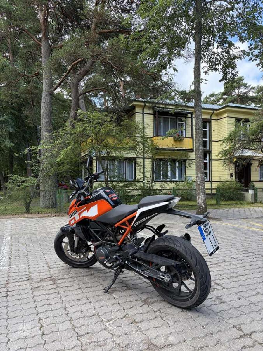Oranžs KTM Duke 2018 Kretinga, ar dzinēja tilpumu 0.13 L un nobraukumu 26 tūkst. km par 2300 €, foto 14 vietnē AUTOMOTO.COM.LV