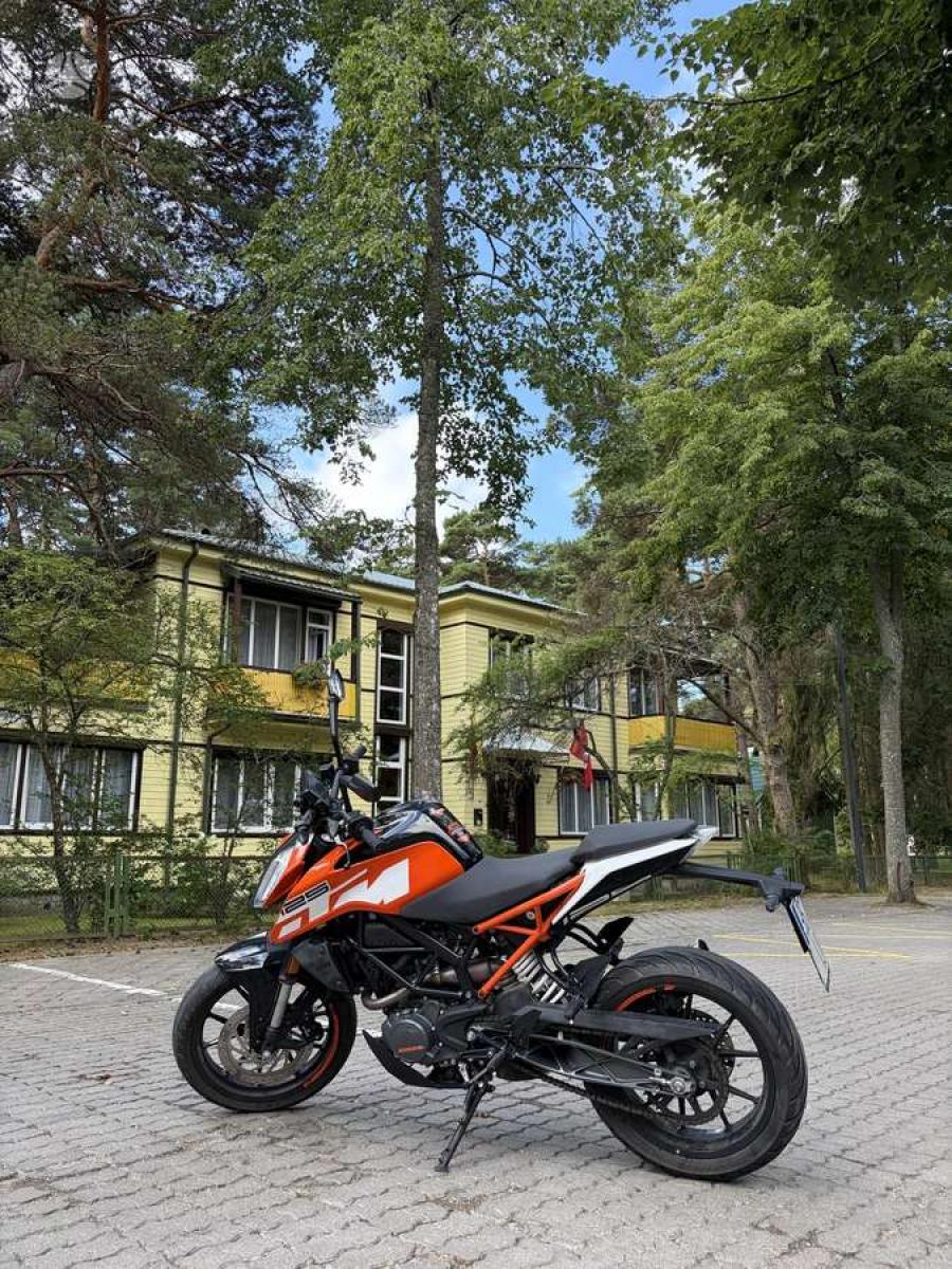 Oranžs KTM Duke 2018 Kretinga, ar dzinēja tilpumu 0.13 L un nobraukumu 26 tūkst. km par 2300 €, foto 15 vietnē AUTOMOTO.COM.LV