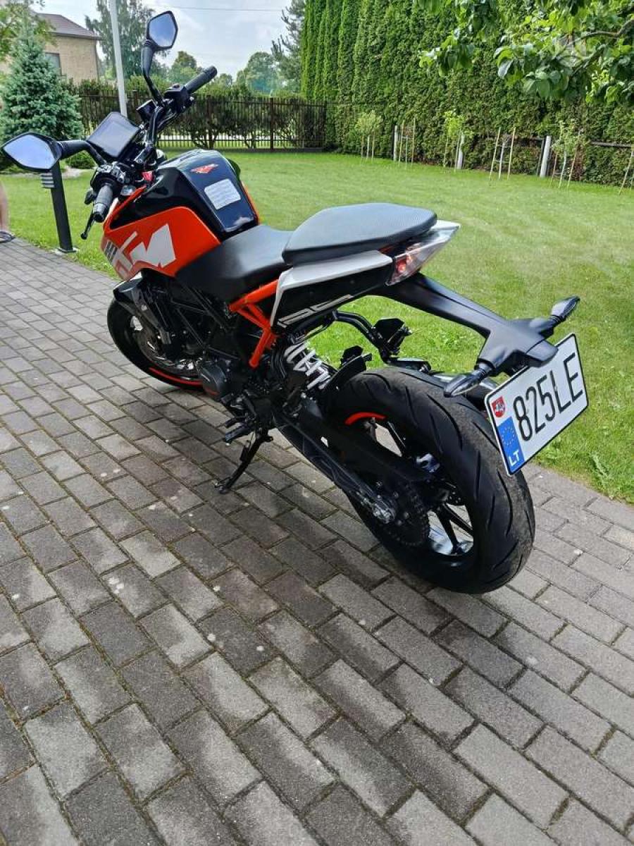 Oranžs KTM Duke 2019 Šauļi, ar dzinēja tilpumu 0.13 L un nobraukumu 21 tūkst. km par 2499 €, foto 3 vietnē AUTOMOTO.COM.LV