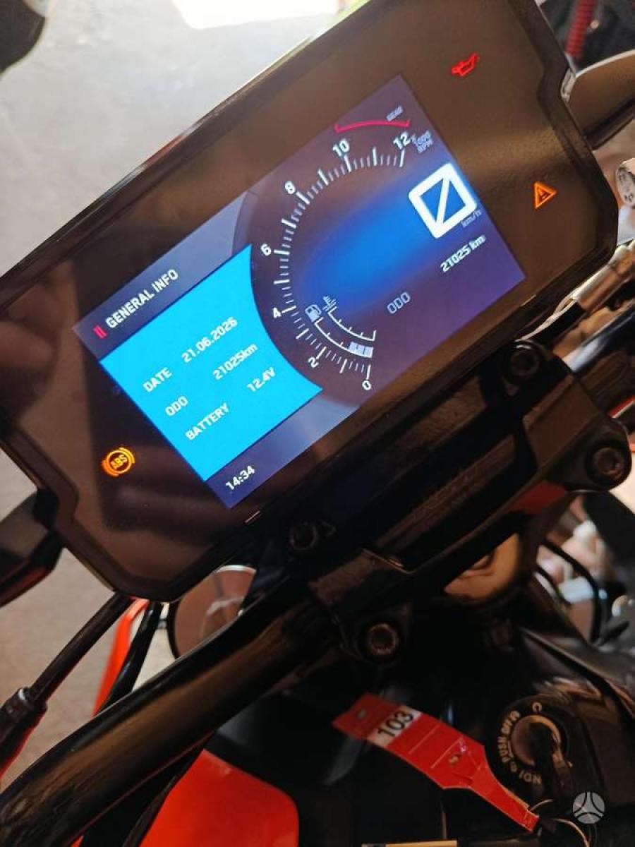 Oranžs KTM Duke 2019 Šauļi, ar dzinēja tilpumu 0.13 L un nobraukumu 21 tūkst. km par 2499 €, foto 9 vietnē AUTOMOTO.COM.LV
