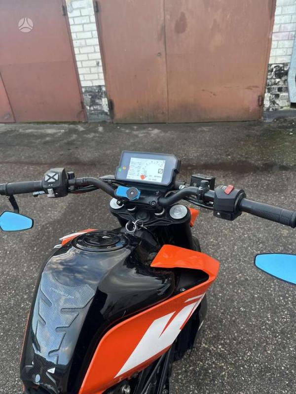 Oranžs KTM Duke 2020 Kauņa, ar dzinēja tilpumu 0.13 L un nobraukumu 27 tūkst. km par 2700 €, foto 5 vietnē AUTOMOTO.COM.LV