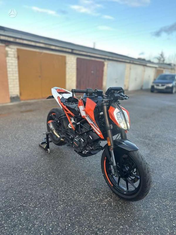 Oranžs KTM Duke 2020 Kauņa, ar dzinēja tilpumu 0.13 L un nobraukumu 27 tūkst. km par 2700 €, foto 9 vietnē AUTOMOTO.COM.LV