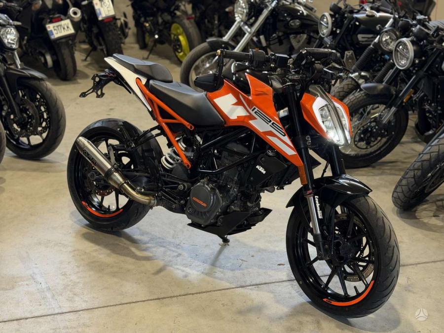 Orange KTM Duke 2020 in Siauliai, with an engine capacity of 0.13 L and mileage of 21 thousand km for 2550 €, photo 1 on AUTOMOTO.COM.LV