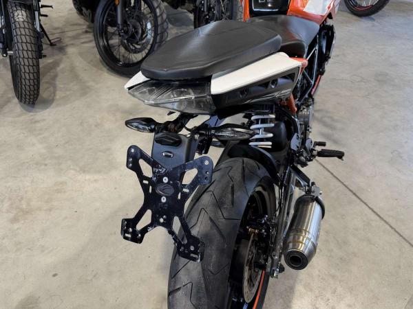 Orange KTM Duke 2020 in Siauliai, with an engine capacity of 0.13 L and mileage of 21 thousand km for 2550 €, photo 10 on AUTOMOTO.COM.LV