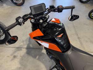 Orange KTM Duke 2020 in Siauliai, with an engine capacity of 0.13 L and mileage of 21 thousand km for 2550 €, photo 17 on AUTOMOTO.COM.LV