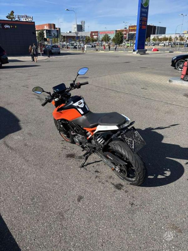 Oranžs KTM Duke 2020 Klaipėda, ar dzinēja tilpumu 0.13 L un nobraukumu 26 tūkst. km par 2500 €, foto 3 vietnē AUTOMOTO.COM.LV