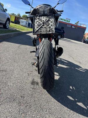 Oranžs KTM Duke 2020 Klaipėda, ar dzinēja tilpumu 0.13 L un nobraukumu 26 tūkst. km par 2500 €, foto 10 vietnē AUTOMOTO.COM.LV