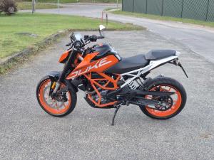 Oranžs KTM Duke 2021 Viļņa, ar dzinēja tilpumu 0.39 L un nobraukumu 21 tūkst. km par 3600 €, foto 5 vietnē AUTOMOTO.COM.LV