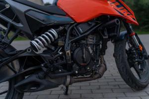 Orange KTM Duke 2024 in Vilnius, with an engine capacity of 0.13 L and mileage of 8 thousand km for 4000 €, photo 9 on AUTOMOTO.COM.LV