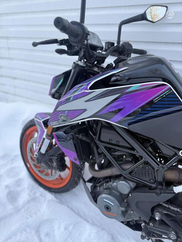 Violets KTM Duke 2020 Vilkaviškis, ar dzinēja tilpumu 0.13 L un nobraukumu 11 tūkst. km par 3950 €, foto 3 vietnē AUTOMOTO.COM.LV