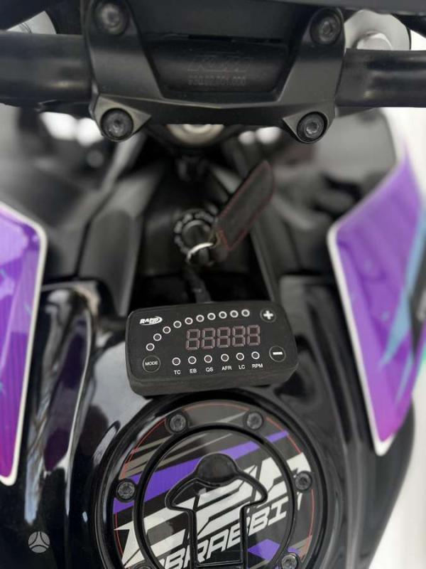 Violets KTM Duke 2020 Vilkaviškis, ar dzinēja tilpumu 0.13 L un nobraukumu 11 tūkst. km par 3950 €, foto 7 vietnē AUTOMOTO.COM.LV