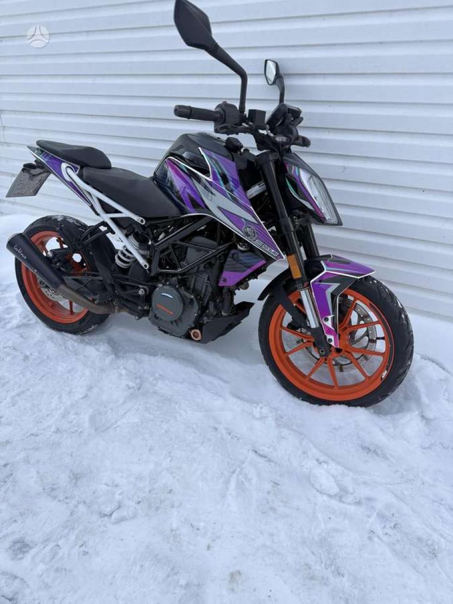 Violet KTM Duke 2020 in Vilkaviskis, with an engine capacity of 0.13 L and mileage of 11 thousand km for 3950 €, photo 13 on AUTOMOTO.COM.LV
