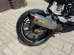 White KTM Duke 2015 in Prienai, with an engine capacity of 0.13 L and mileage of 21 thousand km for 1699 €, photo 12 on AUTOMOTO.COM.LV