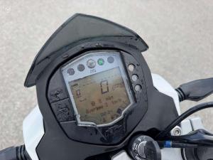 Balts KTM Duke 2015 Kauņa, ar dzinēja tilpumu 0.13 L un nobraukumu 23 tūkst. km par 1950 €, foto 9 vietnē AUTOMOTO.COM.LV