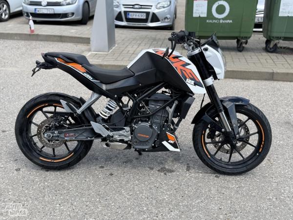 White KTM Duke 2015 in Kaunas, with an engine capacity of 0.13 L and mileage of 0 thousand km for 1850 €, photo 4 on AUTOMOTO.COM.LV