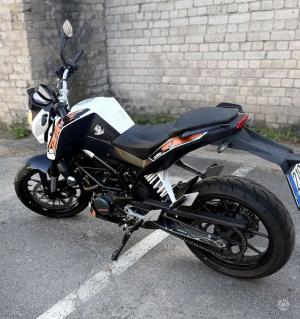 White KTM Duke 2016 in Vilnius, with an engine capacity of 0.13 L and mileage of 23 thousand km for 2100 €, photo 4 on AUTOMOTO.COM.LV