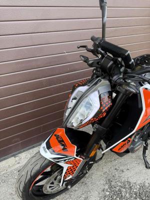 Balts KTM Duke 2018 Marijampole, ar dzinēja tilpumu 0.13 L un nobraukumu 19 tūkst. km par 2799 €, foto 4 vietnē AUTOMOTO.COM.LV