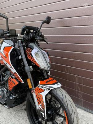 Balts KTM Duke 2018 Marijampole, ar dzinēja tilpumu 0.13 L un nobraukumu 19 tūkst. km par 2799 €, foto 14 vietnē AUTOMOTO.COM.LV