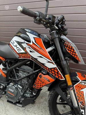 Balts KTM Duke 2018 Marijampole, ar dzinēja tilpumu 0.13 L un nobraukumu 19 tūkst. km par 2799 €, foto 20 vietnē AUTOMOTO.COM.LV