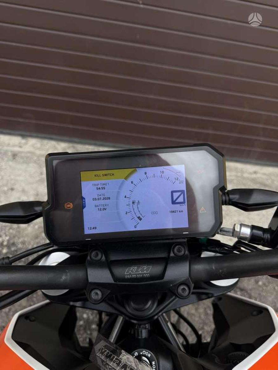 Balts KTM Duke 2018 Marijampole, ar dzinēja tilpumu 0.13 L un nobraukumu 19 tūkst. km par 2799 €, foto 24 vietnē AUTOMOTO.COM.LV