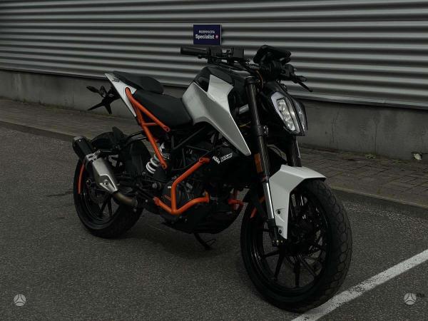 White KTM Duke 2018 in Vilnius, with an engine capacity of 0.13 L and mileage of 29 thousand km for 2300 €, photo 3 on AUTOMOTO.COM.LV