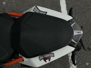 White KTM Duke 2018 in Vilnius, with an engine capacity of 0.13 L and mileage of 29 thousand km for 2300 €, photo 13 on AUTOMOTO.COM.LV