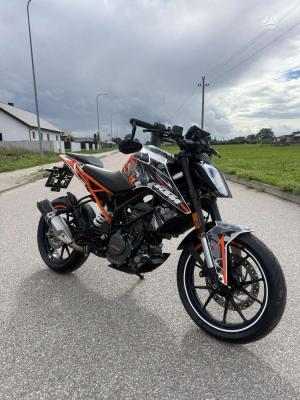 White KTM Duke 2019 in Marijampole, with an engine capacity of 0.13 L and mileage of 12 thousand km for 2440 €, photo 8 on AUTOMOTO.COM.LV