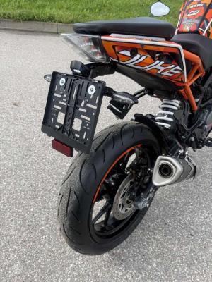 White KTM Duke 2019 in Marijampole, with an engine capacity of 0.13 L and mileage of 12 thousand km for 2440 €, photo 13 on AUTOMOTO.COM.LV